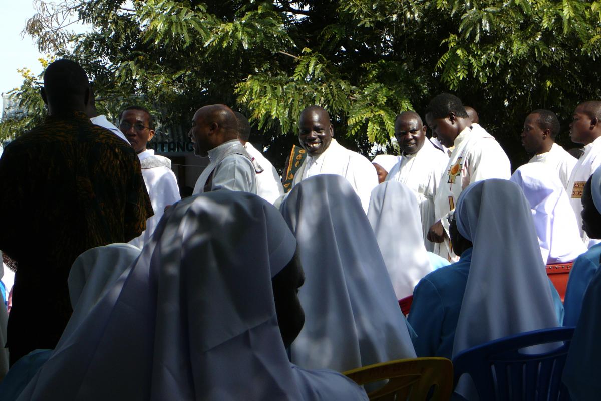 Tanzanian Catholics put vibrant African spirituality on display at Mass ...