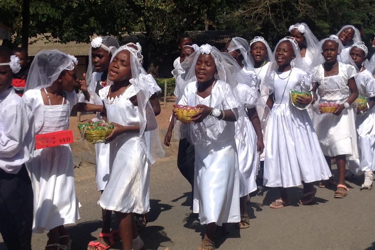Tanzanian Catholics put vibrant African spirituality on display at Mass ...