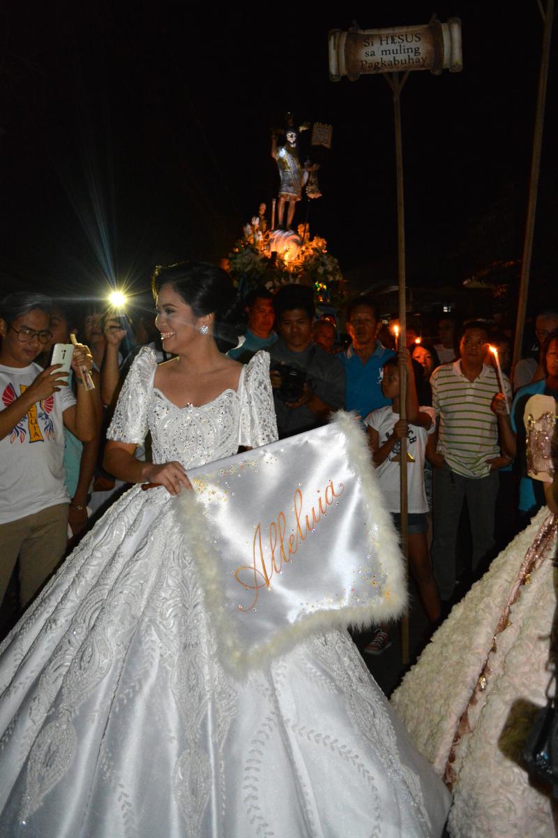Salubong welcomes Risen Christ Easter morning in the Philippines ...