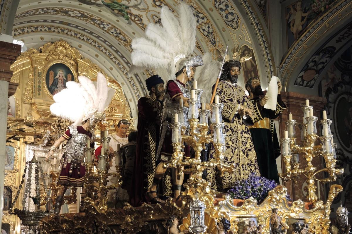 Seville's streets flooded with 60 processions throughout Holy Week ...