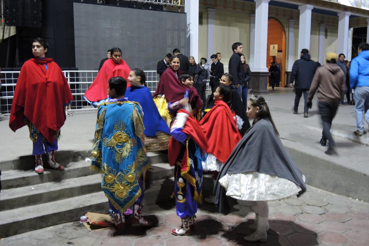 The bailes: 'Families' and organized lay confraternities in Chile ...