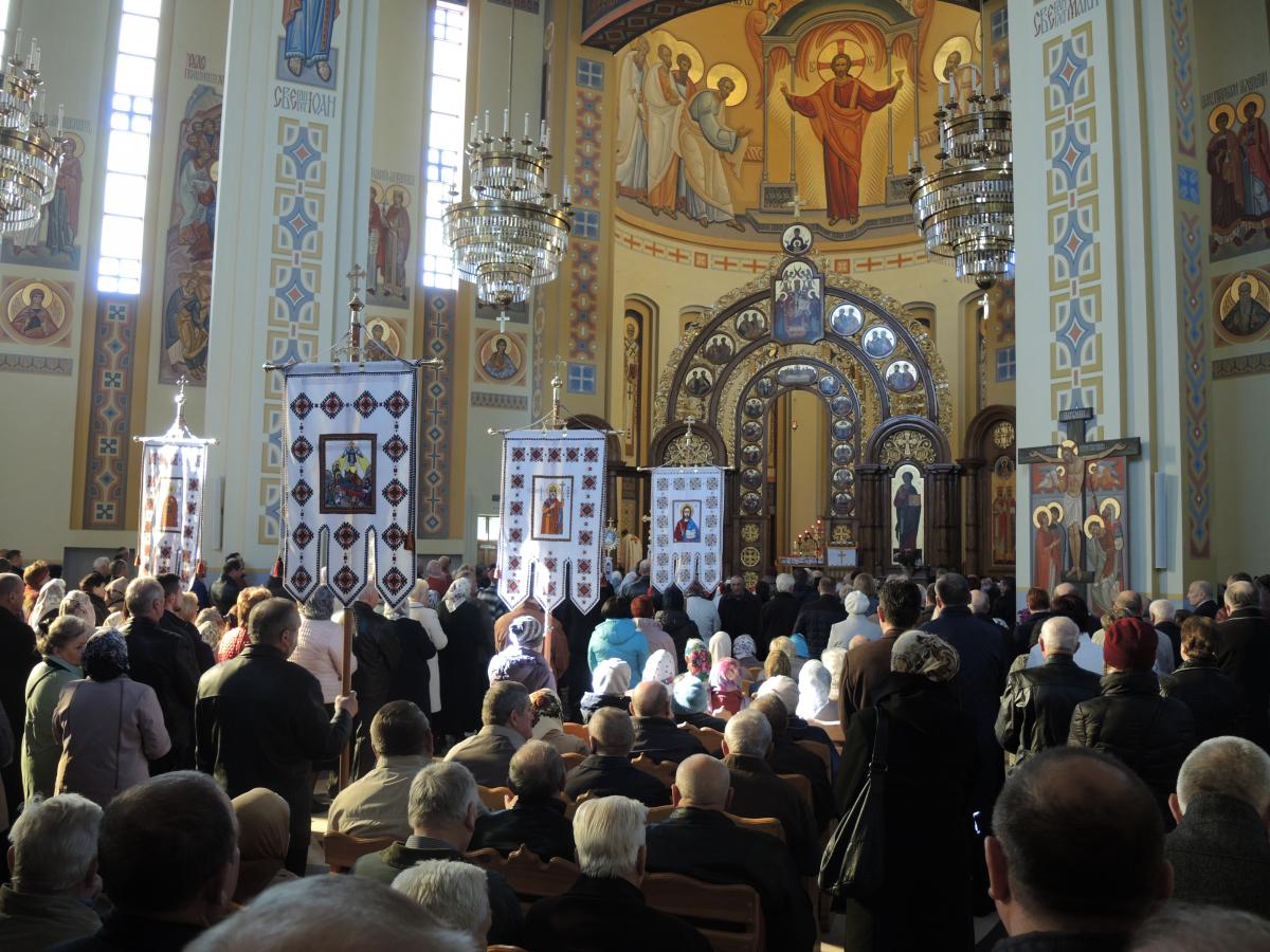 Ukrainian Catholic churches at crossroads of Baroque and Byzantine ...