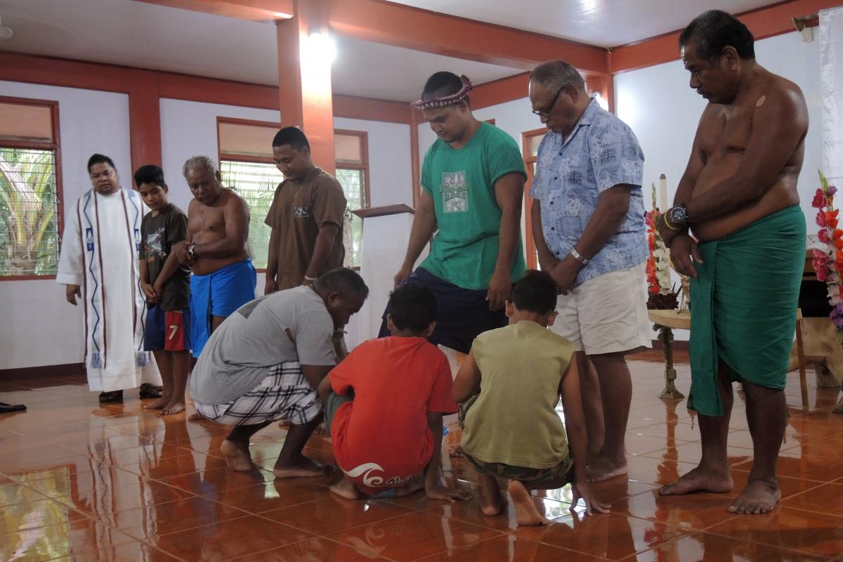 Holy Week in Yap marked by wailing, dancing, flowers, and thanksgiving ...