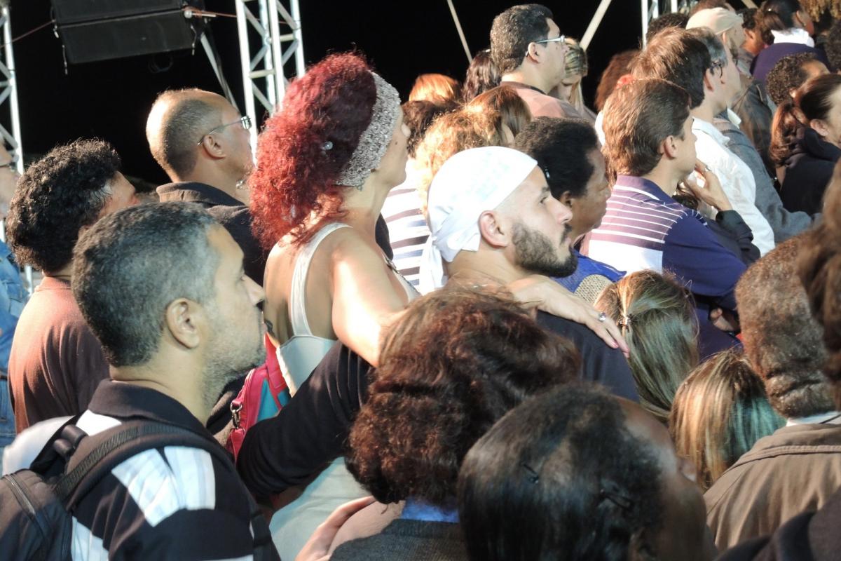 Holy Week's biggest crowds show for washing of feet on Thursday ...