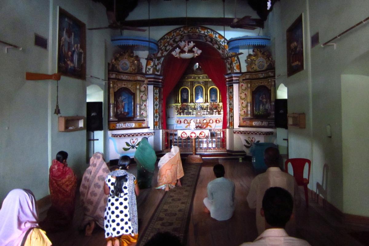 Syro-Malabar churches adorned with feast flags and oil lamps ...