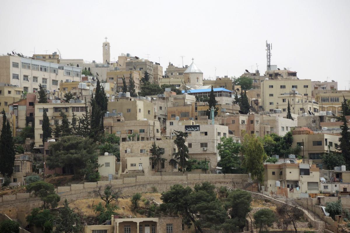 Churches and mosques light up Jordan's skyline | Catholics & Cultures