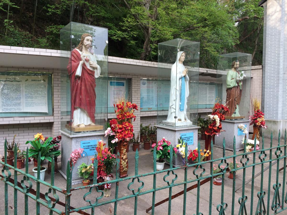 'Old Rosary Sayers' affirm devotion to Mary in China | Catholics & Cultures