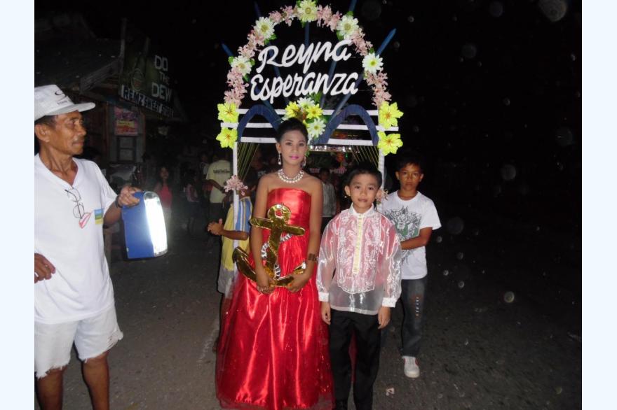 Flores de Mayo and Santacruzan engage Filipino youth in Marian devotion ...