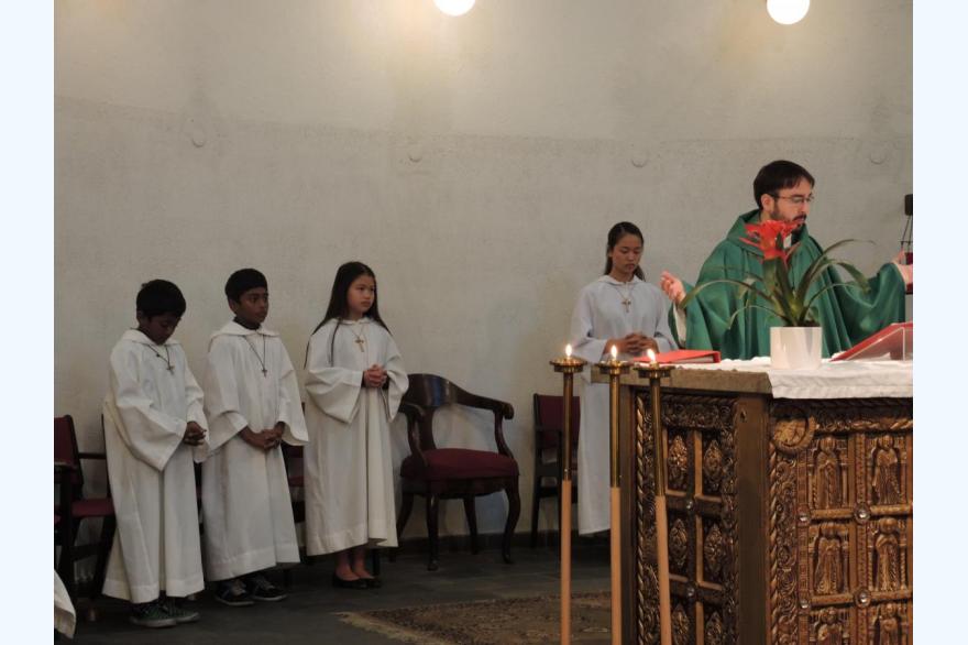 Denmark's 'hygge' worship style emphasizes simplicity and tranquility ...