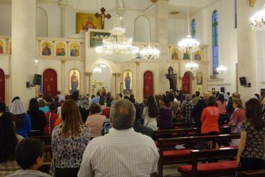 Greek Melkite worship weaves chanting, movement, and iconography ...