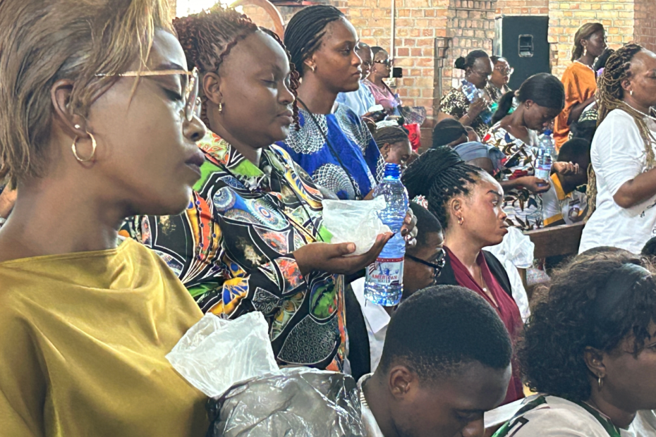 Parish organizations in Kinshasa, from Catholic mothers to charismatic ...