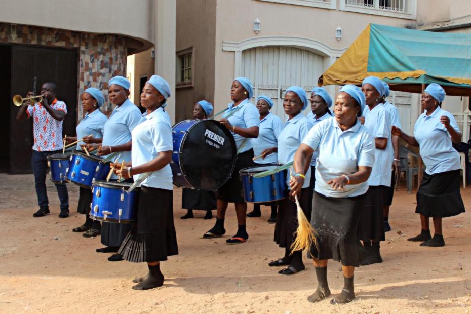 Nigerian Catholic funerals an initiation to community of ancestors ...