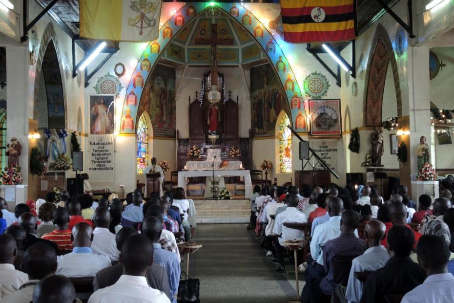 Ugandan worship melds European and African characteristics | Catholics ...